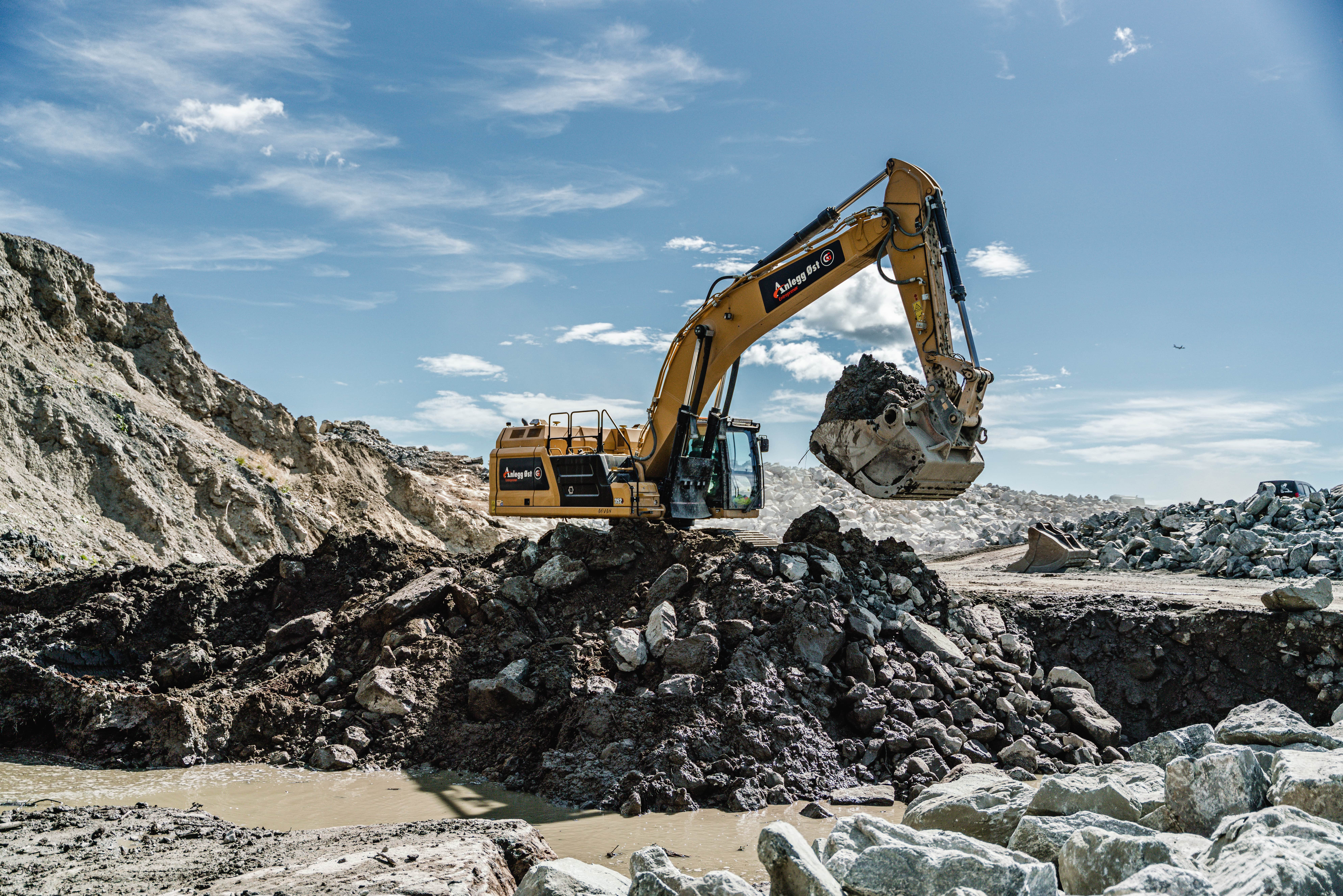 Kontakt | Anlegg Øst Entreprenør